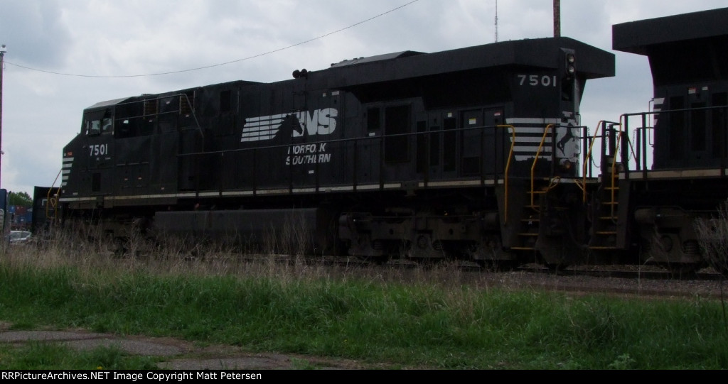 NS 7501
